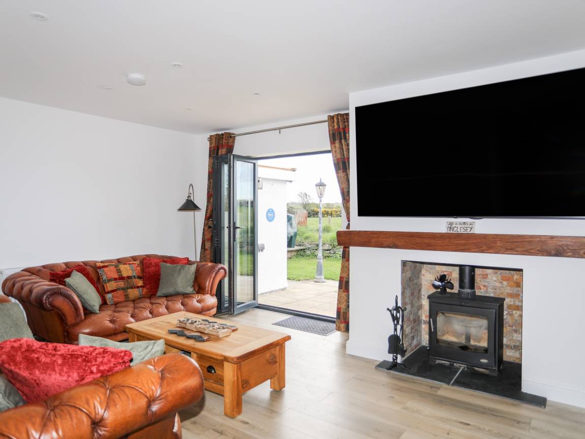 Cottage ∙ 3 Bedrooms ∙ 6 Guests - Anglesey