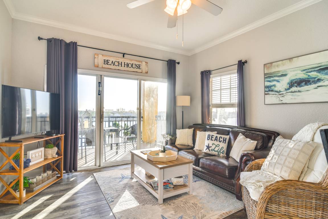 86 M² Apartment ∙ 2 Bedrooms ∙ 8 Guests - Treasure Island, FL