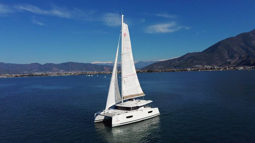 13 M² Casa Flotante ∙ 4 Habitaciones ∙ 8 Huéspedes - Fethiye