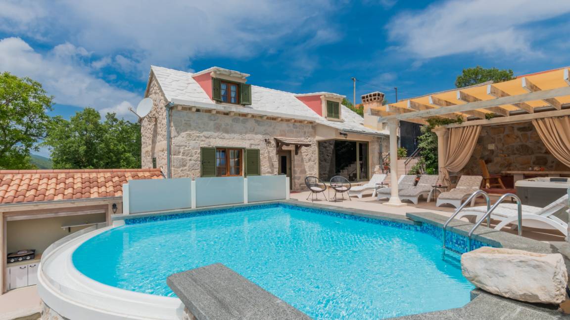 155 M² Villa ∙ 3 Slaapkamers ∙ 8 Gasten - Makarska Riviera