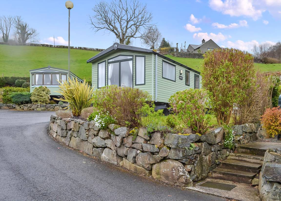 Wohnwagen ∙ 2 Schlafzimmer ∙ 4 Gäste - Dolgellau