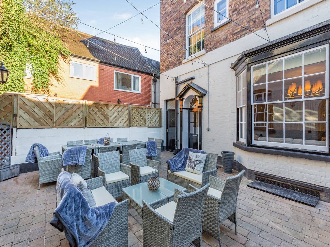 Cottage ∙ 7 Bedrooms ∙ 14 Guests - Much Wenlock
