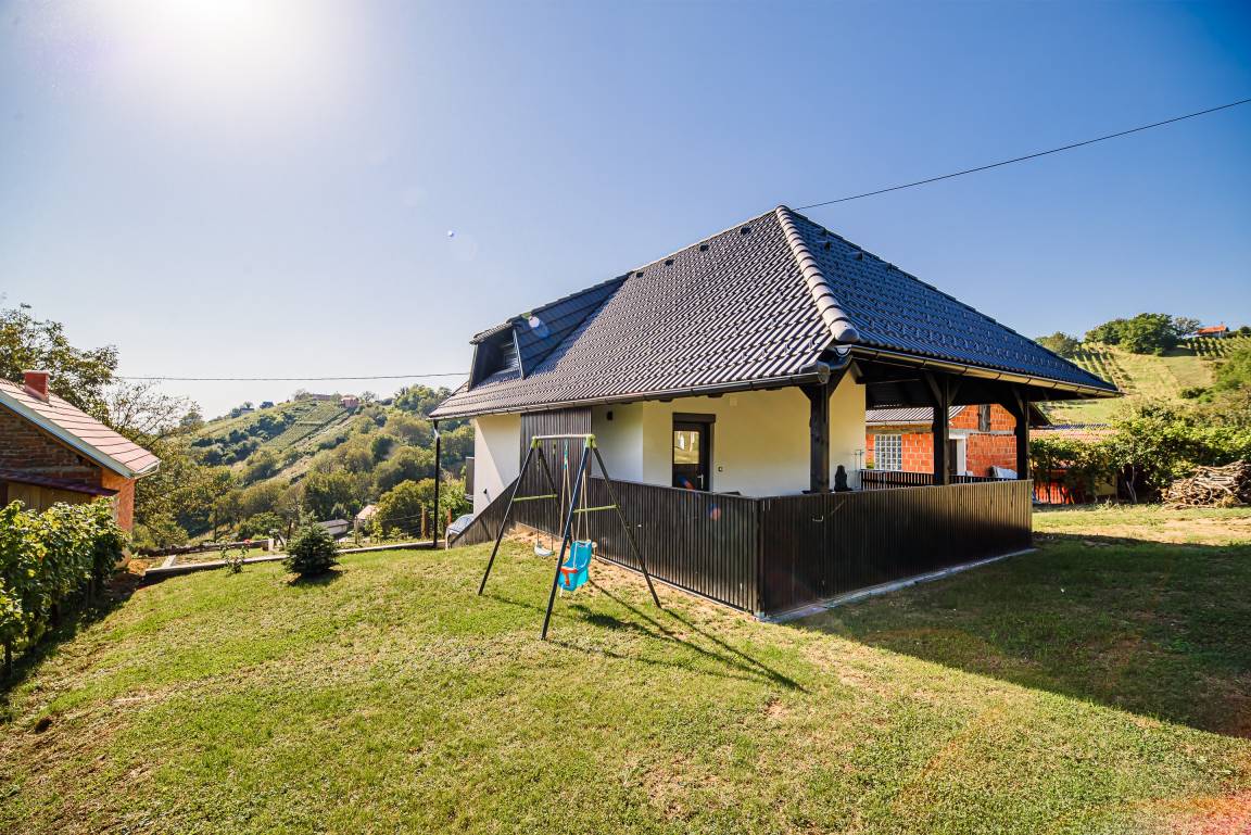 70 M² Dom ∙ 2 Sypialnie ∙ 6 Gości - Lendava
