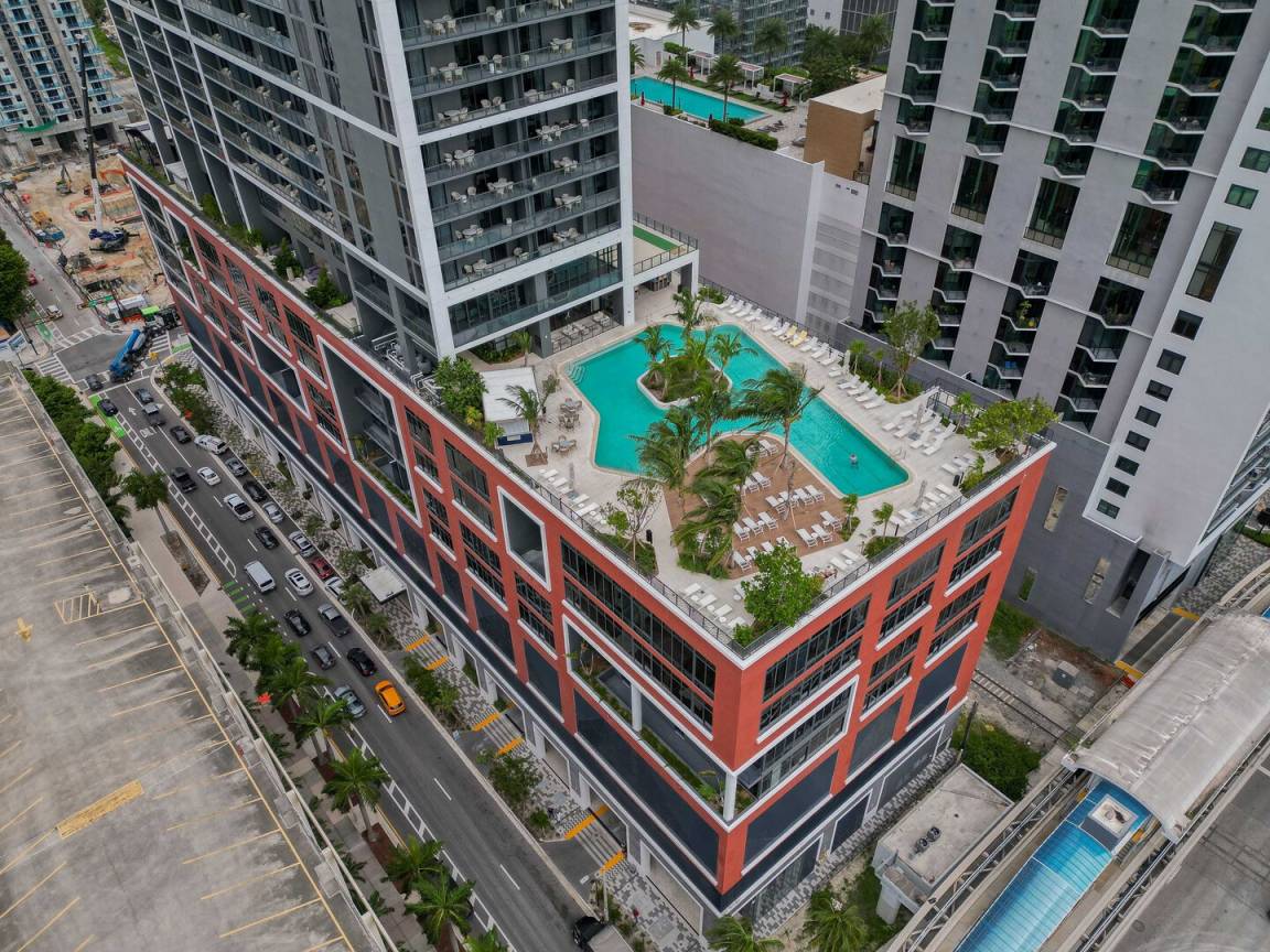 59 M² House ∙ 1 Bedroom ∙ 4 Guests - Miami Beach, FL