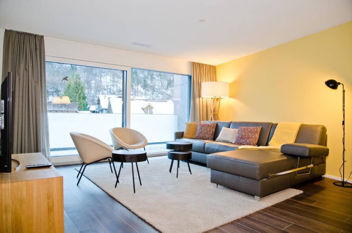 115 M² Apartment ∙ 2 Bedrooms ∙ 4 Guests - Interlaken