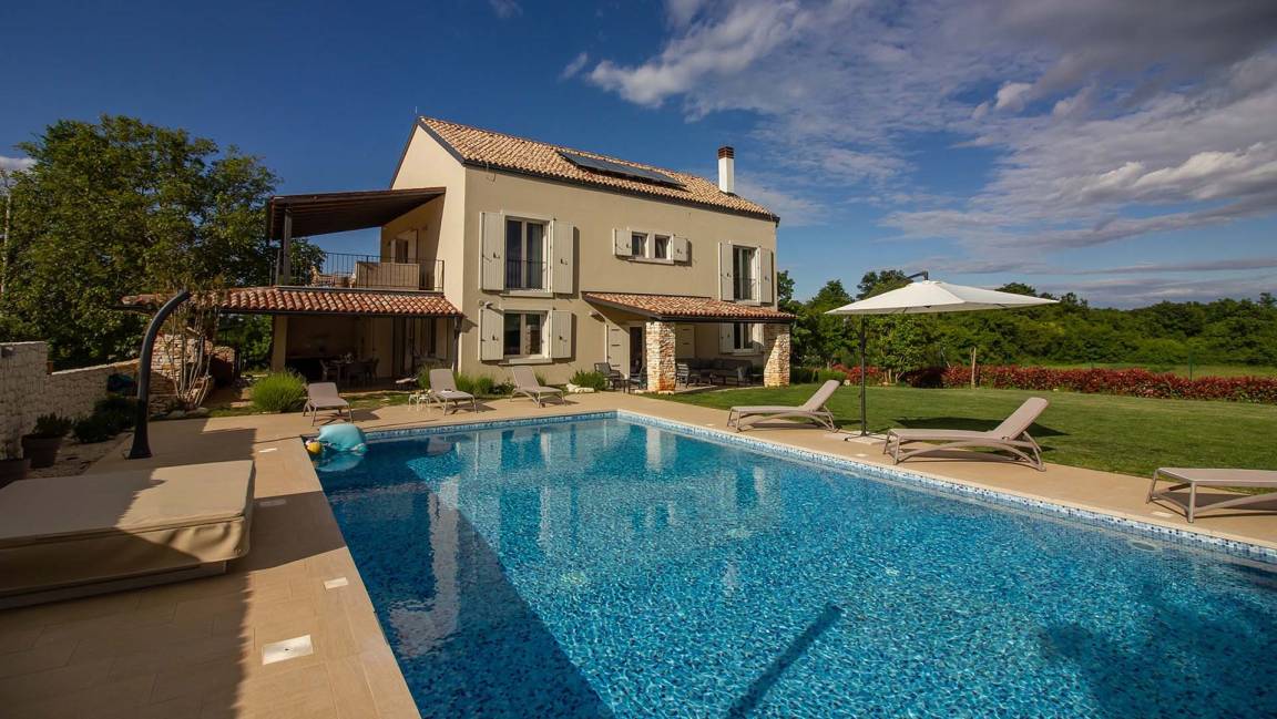 420 M² Villa ∙ 4 Schlafzimmer ∙ 10 Gäste - Vodnjan