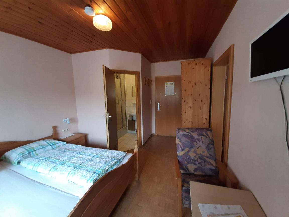 Pension ∙ 2 Schlafzimmer ∙ 4 Gäste - Bayern