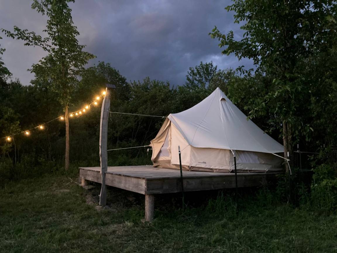 Camping ∙ 1 Bedroom ∙ 4 Guests - New England