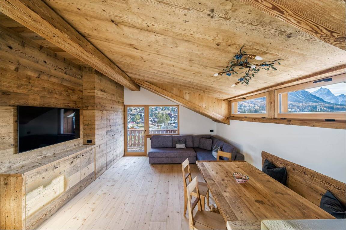 90 M² Appartamento Vacanza ∙ 2 Camere Da Letto ∙ 4 Ospiti - Cortina d'Ampezzo