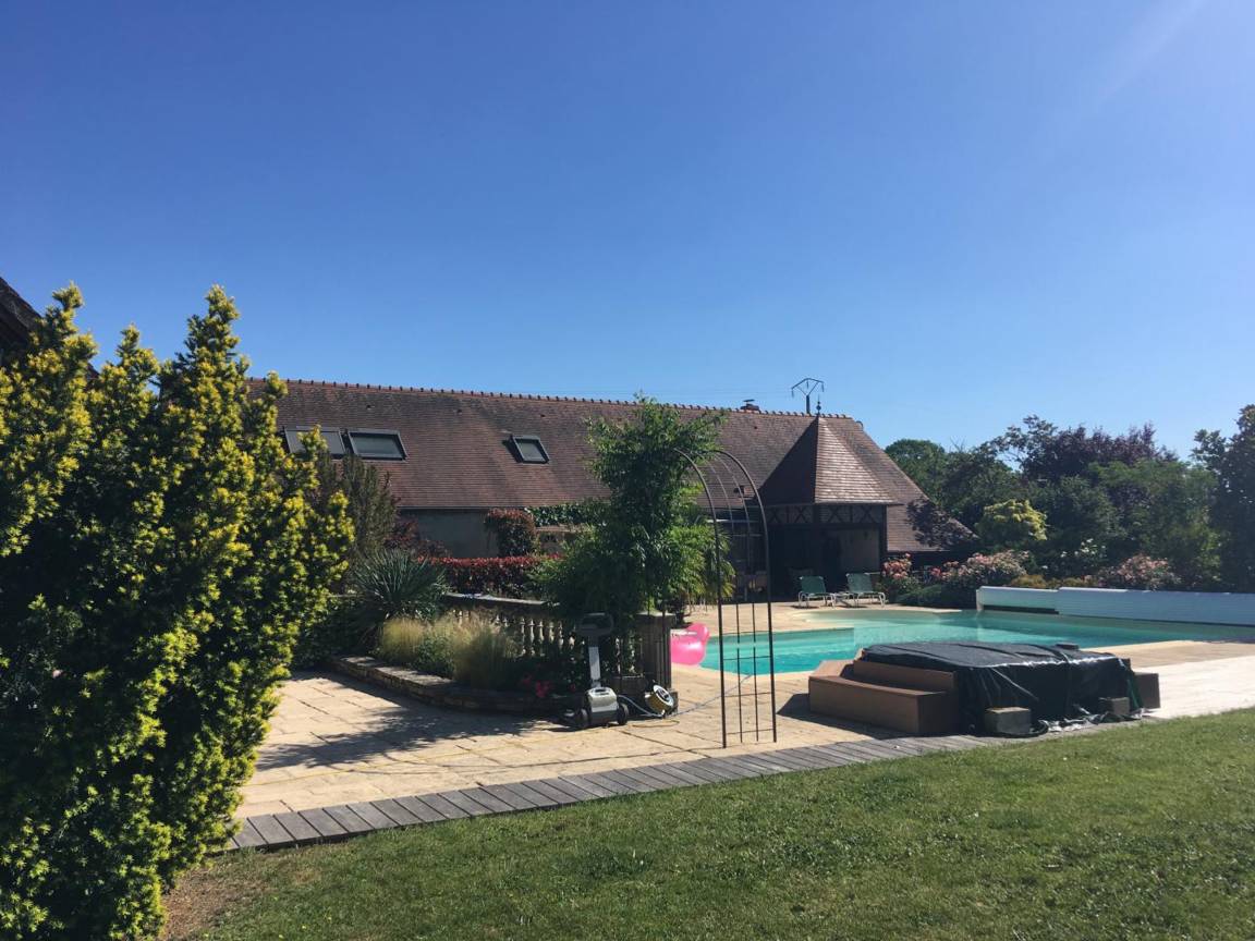 213 M² Cottage ∙ 4 Chambres ∙ 10 Personnes - Moulins