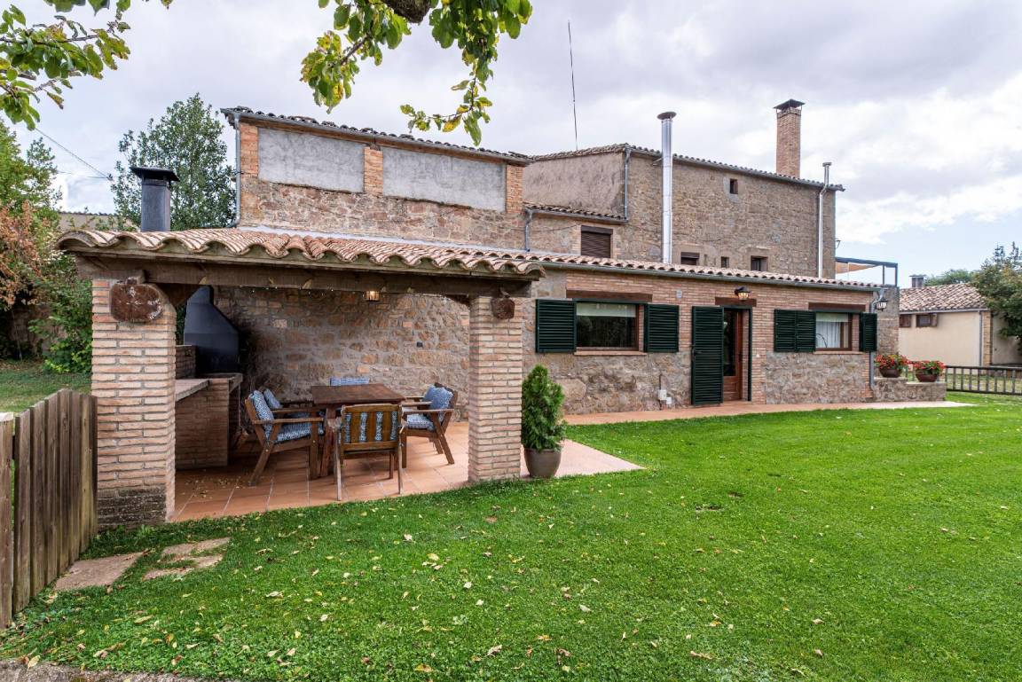 120 M² Casa ∙ 3 Habitaciones ∙ 6 Huéspedes - Lladurs