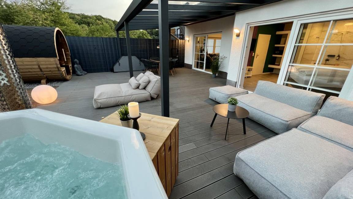 90 M² Ferienwohnung ∙ 1 Schlafzimmer ∙ 3 Gäste - Saarland
