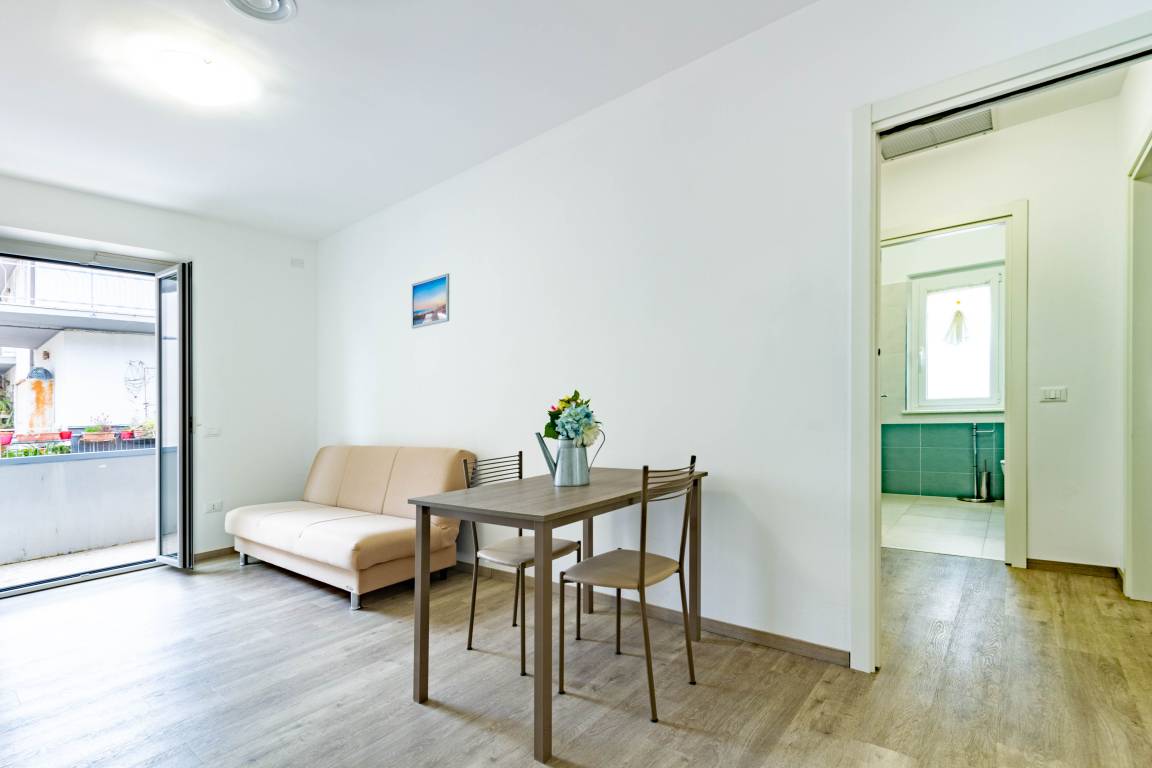 Apartamento ∙ 2 Habitaciones ∙ 6 Huéspedes - Alba Adriatica