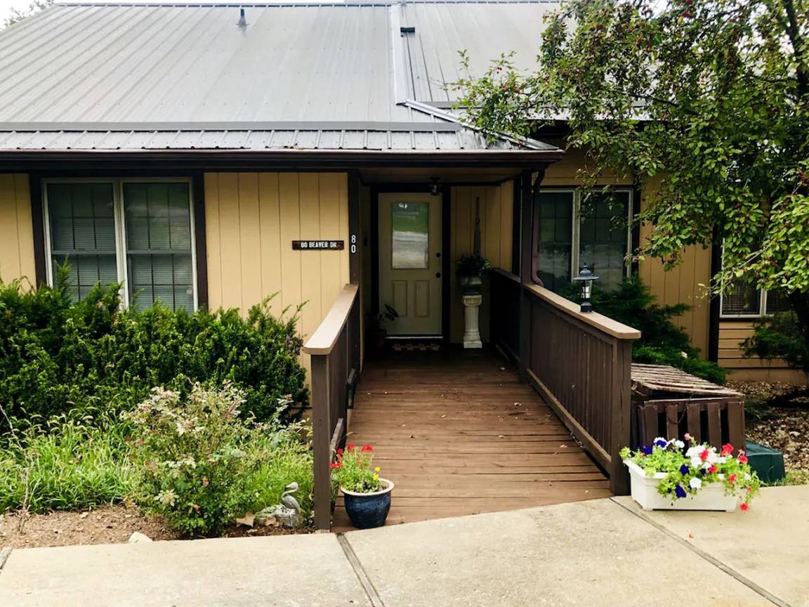 House ∙ 2 Bedrooms ∙ 6 Guests - Beaver Lake, AR