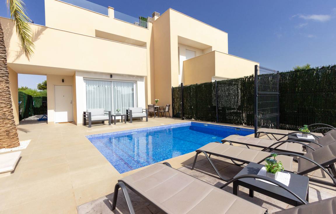 170 M² Ferienhaus ∙ 3 Schlafzimmer ∙ 6 Gäste - Los Alcázares
