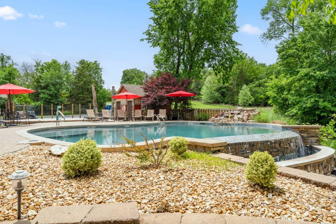 279 M² Cabin ∙ 6 Bedrooms ∙ 16 Guests - Kimberling City, MO