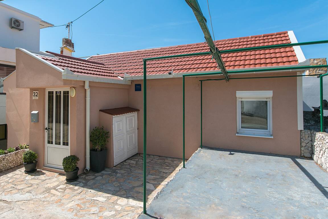 32 M² Apartment ∙ 2 Bedrooms ∙ 6 Guests - Podaca