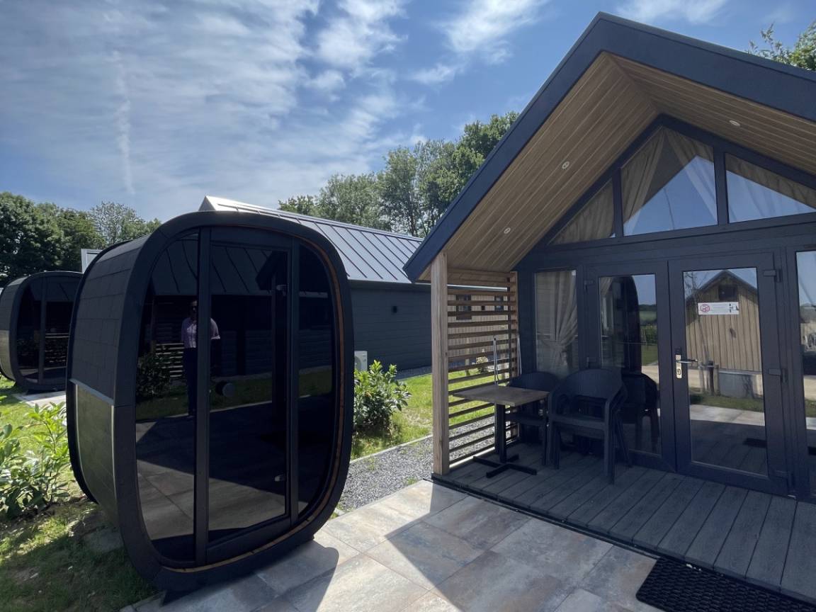 30 M² Casa Vacanza ∙ 2 Camere Da Letto ∙ 4 Ospiti - Maasmechelen