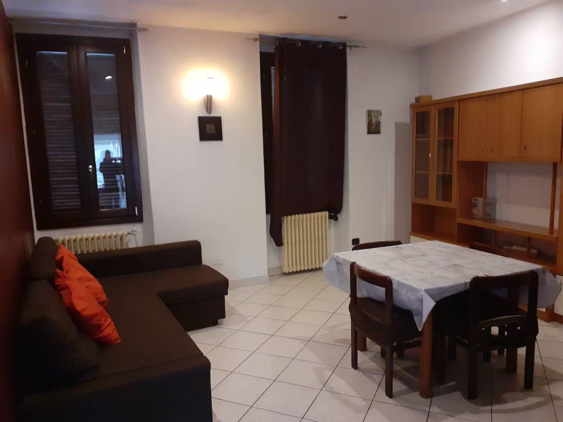 67 M² Apartamento ∙ 2 Habitaciones ∙ 3 Huéspedes - Legnano