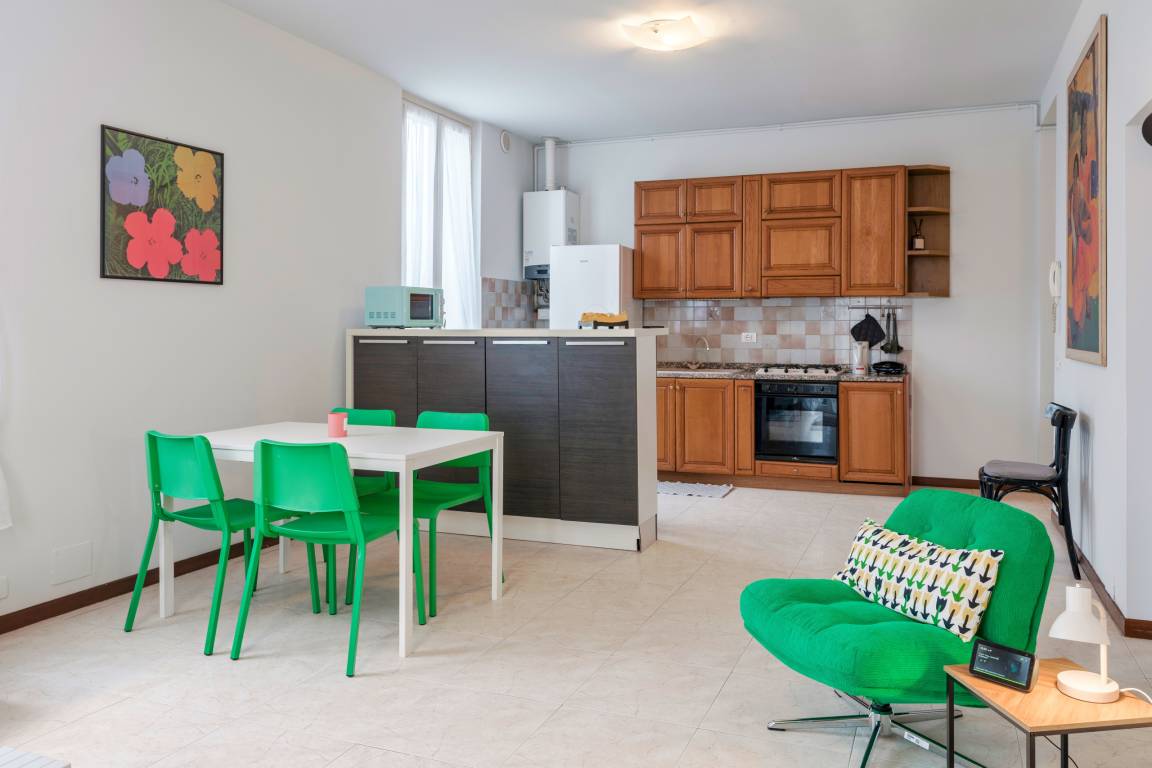 70 M² Apartment ∙ 1 Bedroom ∙ 4 Guests - Brescia