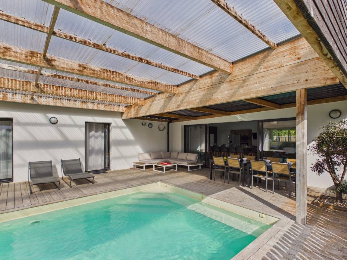 200 M² Maison De Vacances ∙ 4 Chambres ∙ 15 Personnes - Lamballe