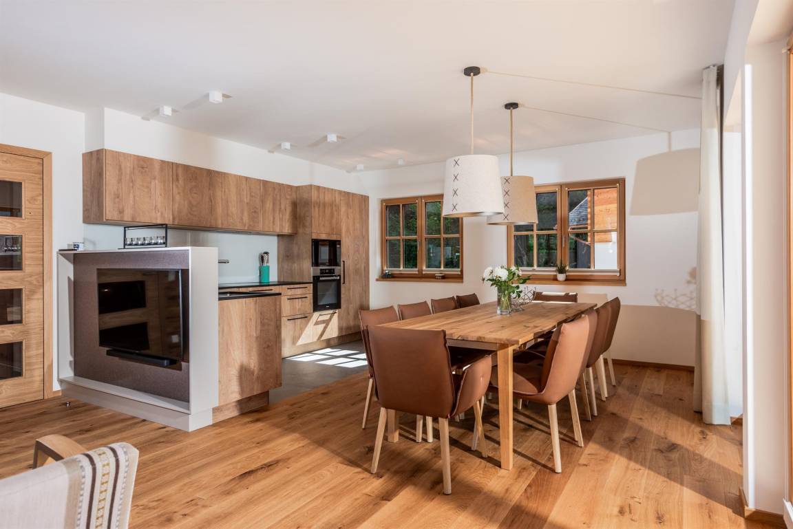 163 M² Ferienhaus ∙ 5 Schlafzimmer ∙ 12 Gäste - Obertraun