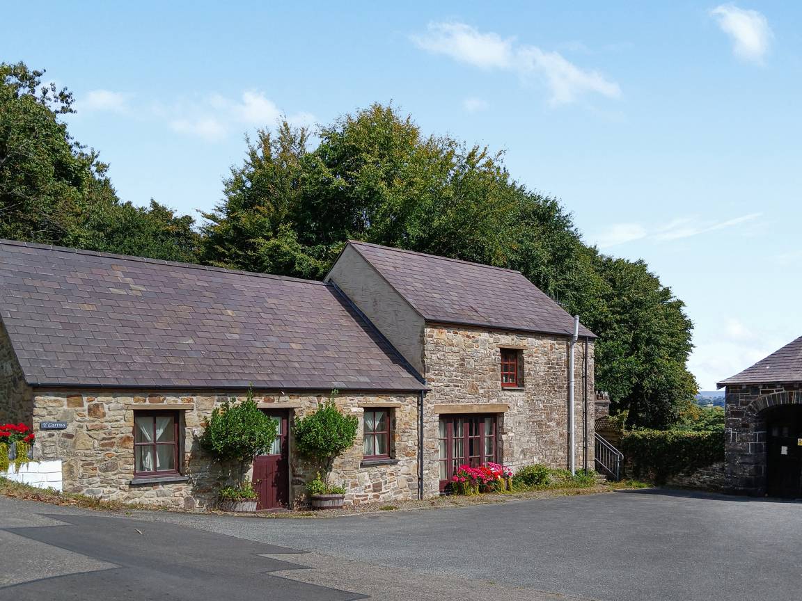 Cottage ∙ 2 Bedrooms ∙ 5 Guests - Lampeter