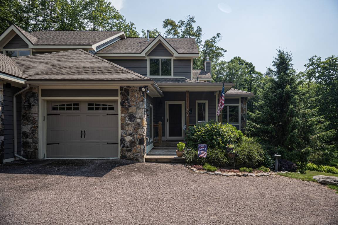 204 M² House ∙ 5 Bedrooms ∙ 11 Guests - Oakland, MD