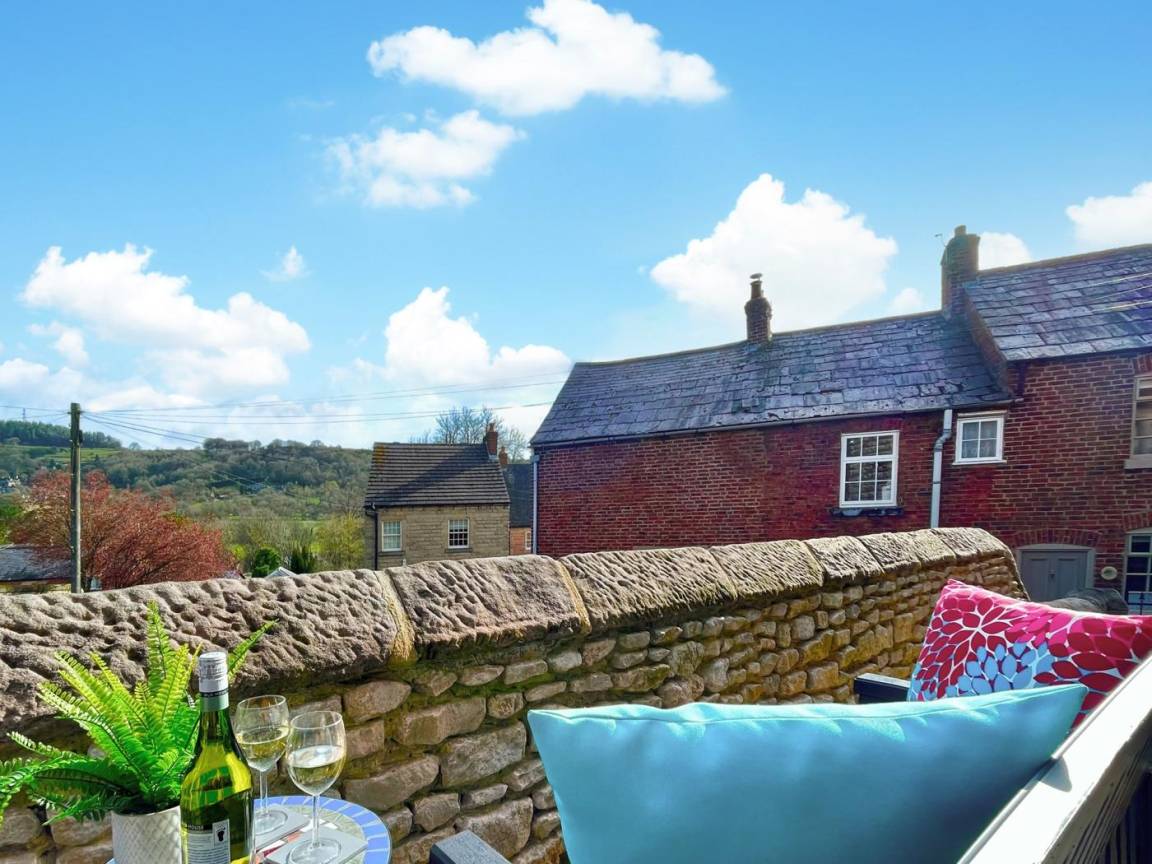 Cottage ∙ 2 Bedrooms ∙ 4 Guests - Belper
