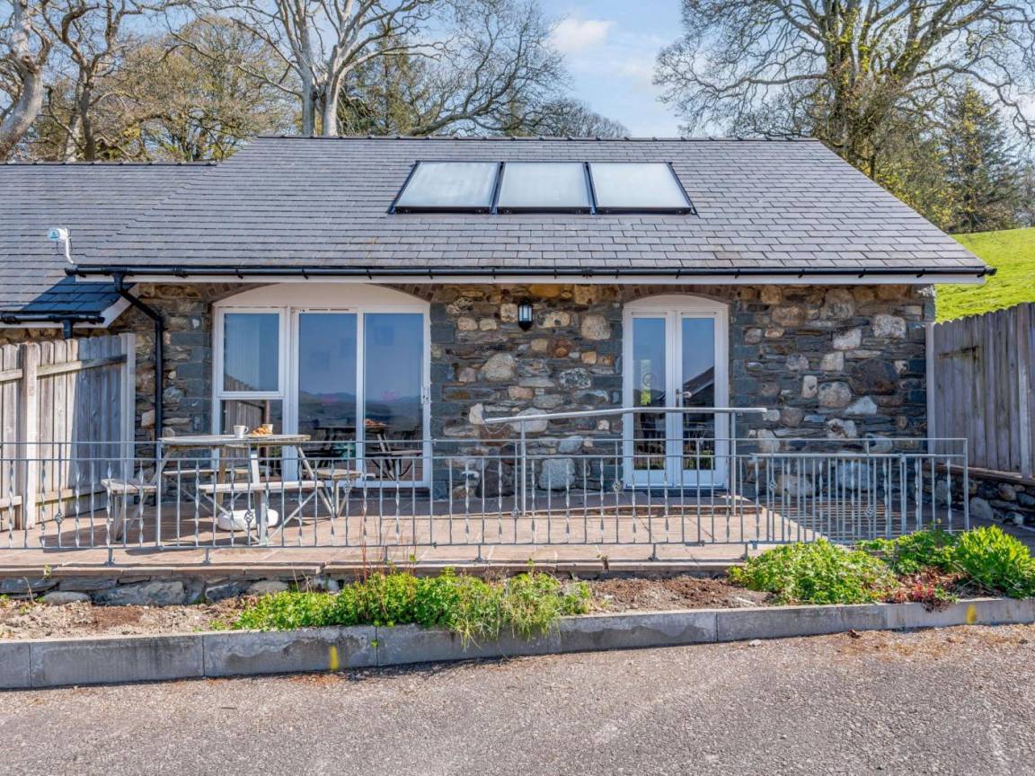 Cottage ∙ 2 Bedrooms ∙ 4 Guests - Bala