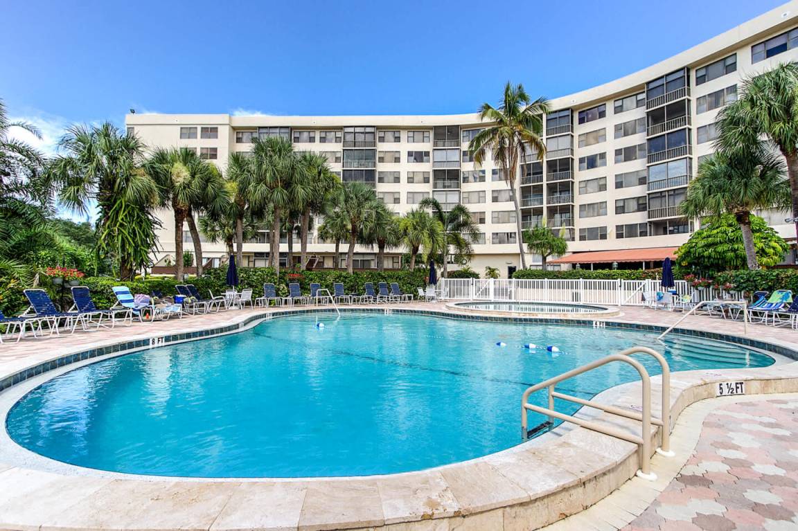 99 M² Apartment ∙ 2 Bedrooms ∙ 4 Guests - Sarasota