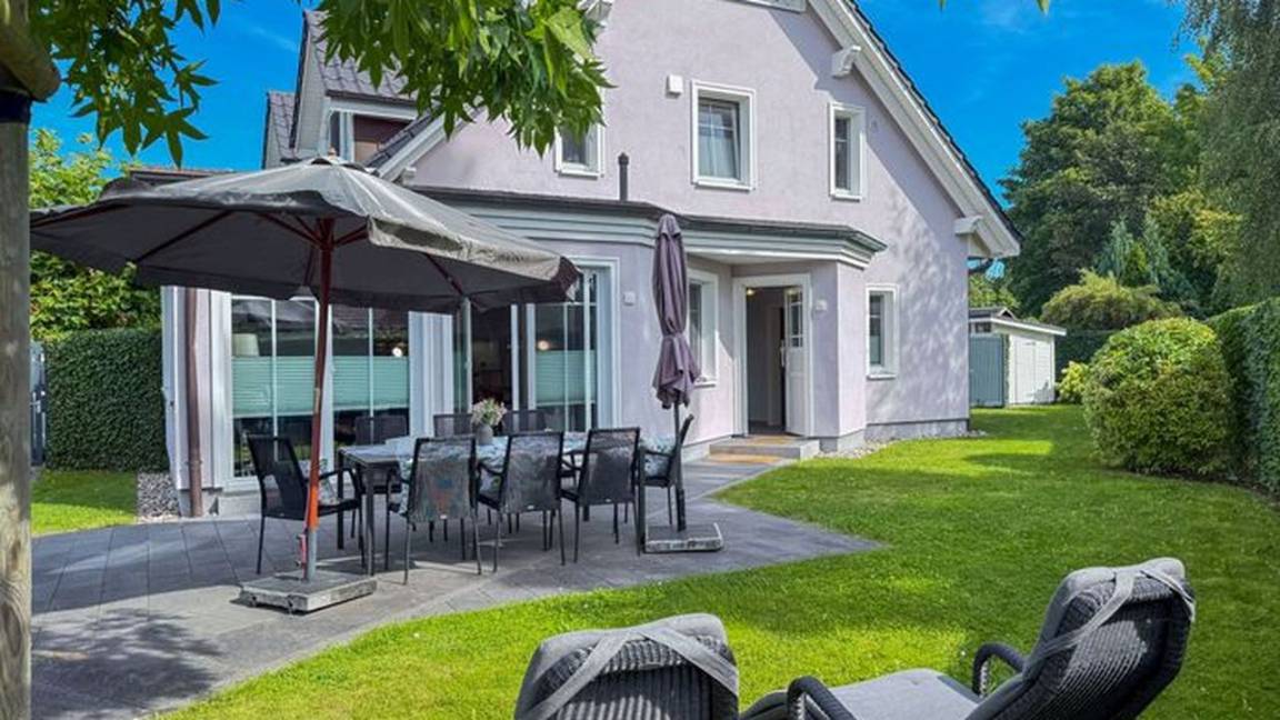 100 M² Ferienhaus ∙ 4 Schlafzimmer ∙ 8 Gäste - Zingst