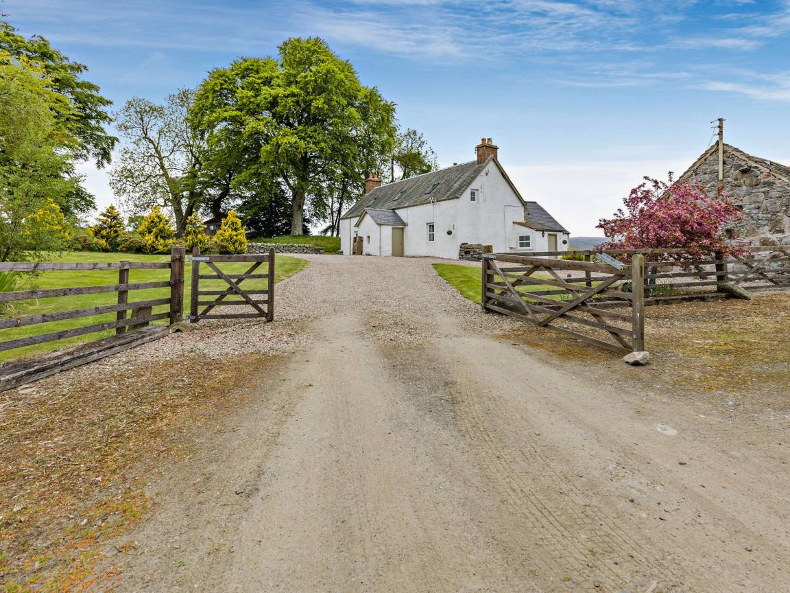 Cottage ∙ 3 Bedrooms ∙ 6 Guests - Aberdeenshire