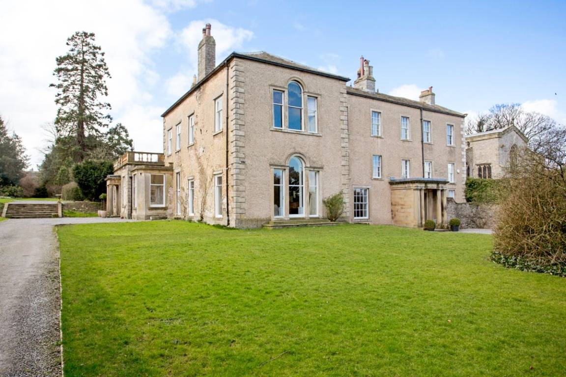 Villa ∙ 13 Bedrooms ∙ 26 Guests - Middleham