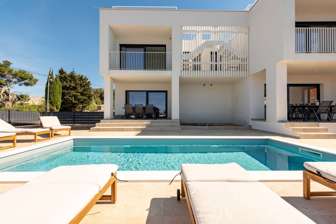 74 M² Apartamento ∙ 2 Habitaciones ∙ 6 Huéspedes - Vir