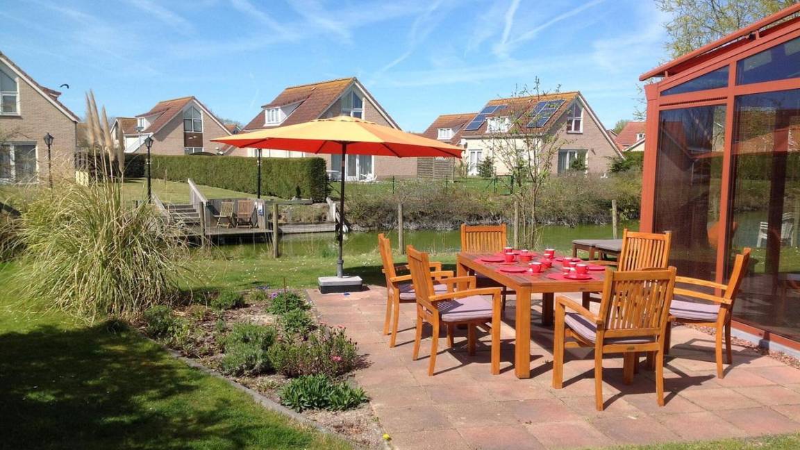 117 M² House ∙ 3 Bedrooms ∙ 8 Guests - Zeeland