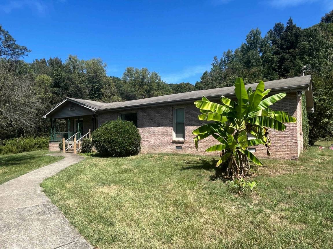 House ∙ 1 Bedroom ∙ 8 Guests - Fairview, TN