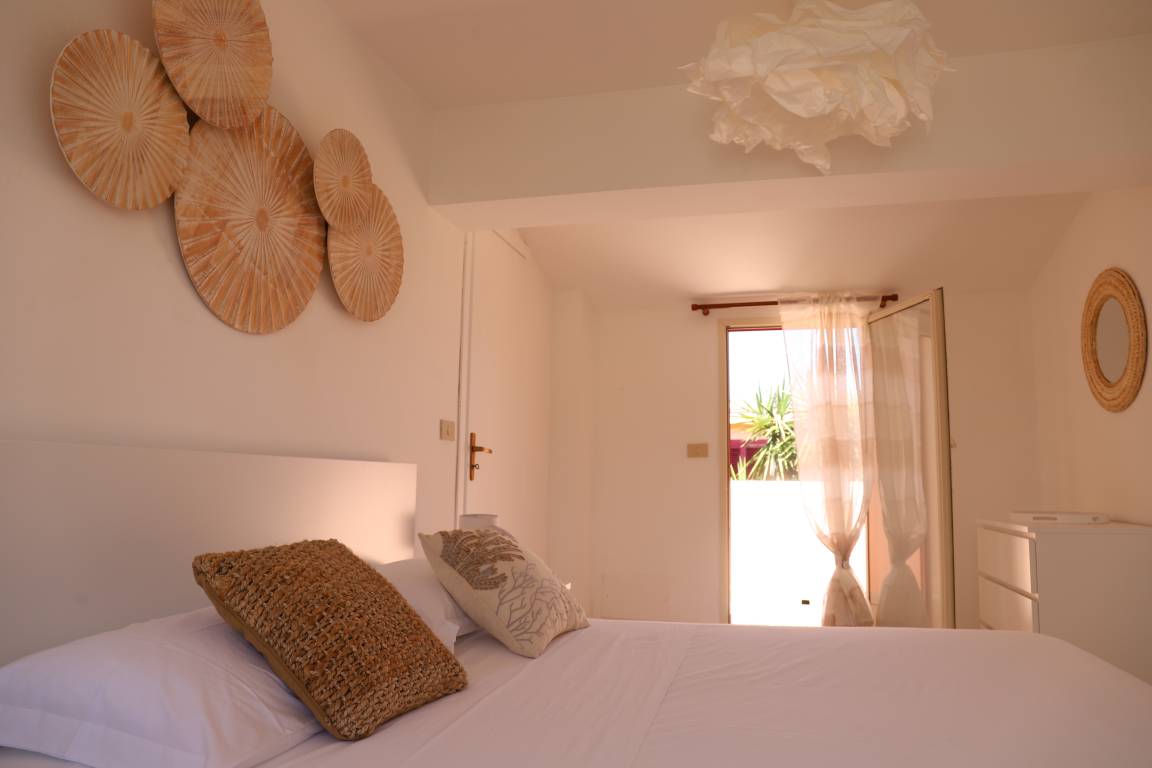 100 M² Villa ∙ 2 Habitaciones ∙ 4 Huéspedes - Barcellona Pozzo di Gotto