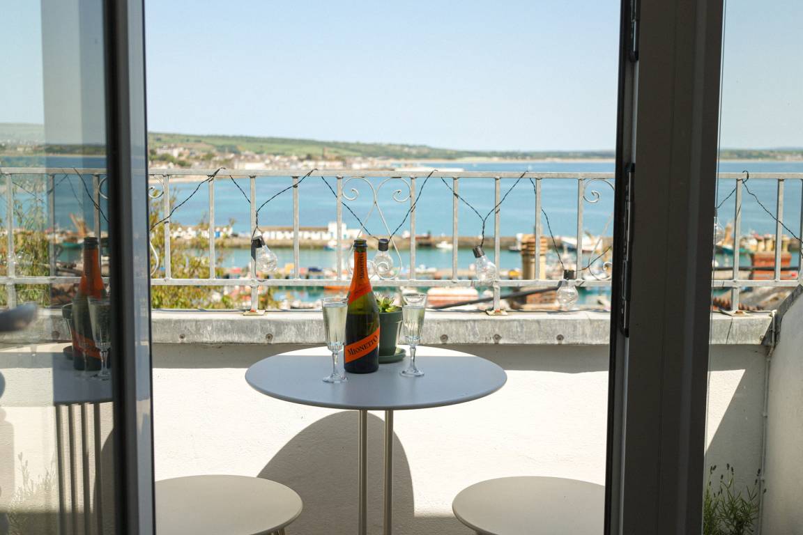 Cottage ∙ 3 Bedrooms ∙ 6 Guests - Mousehole