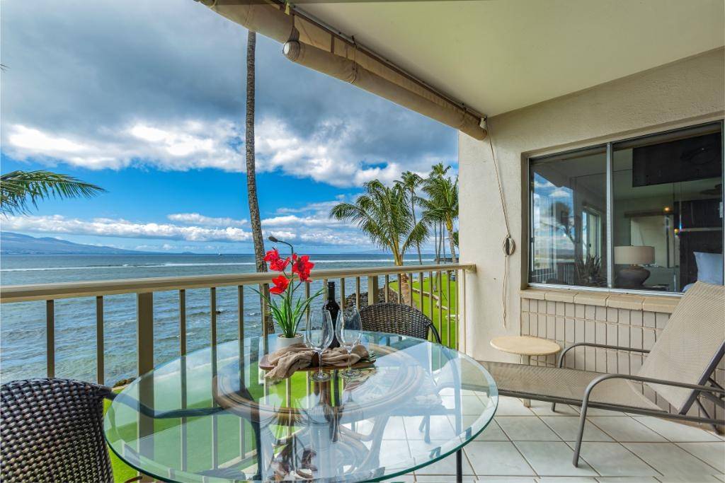82 M² Condo ∙ 2 Bedrooms ∙ 5 Guests - Maui Ocean Center, The Aquarium of Hawaii