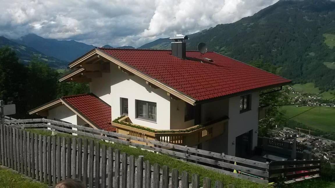 Apartment ∙ 2 Bedrooms ∙ 4 Guests - Kaltenbach