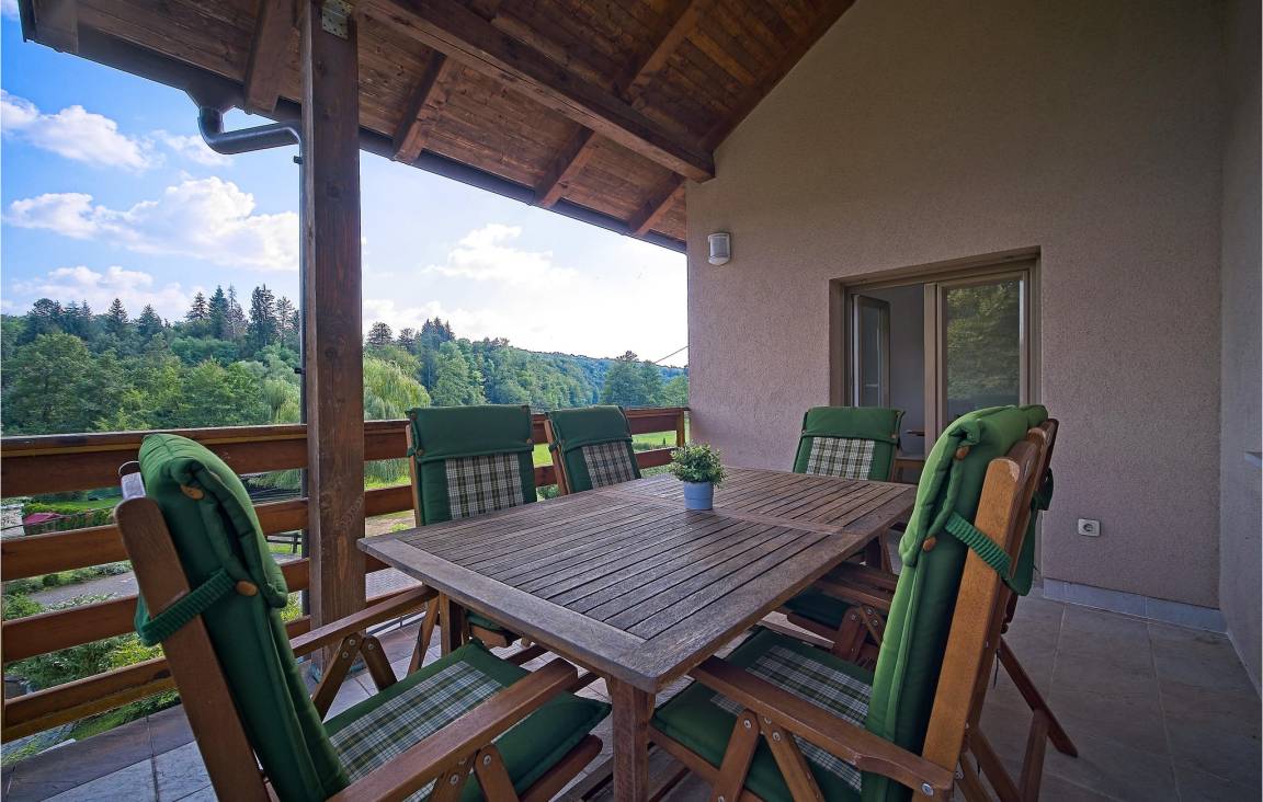160 M² Casa ∙ 3 Habitaciones ∙ 8 Huéspedes - Karlovac