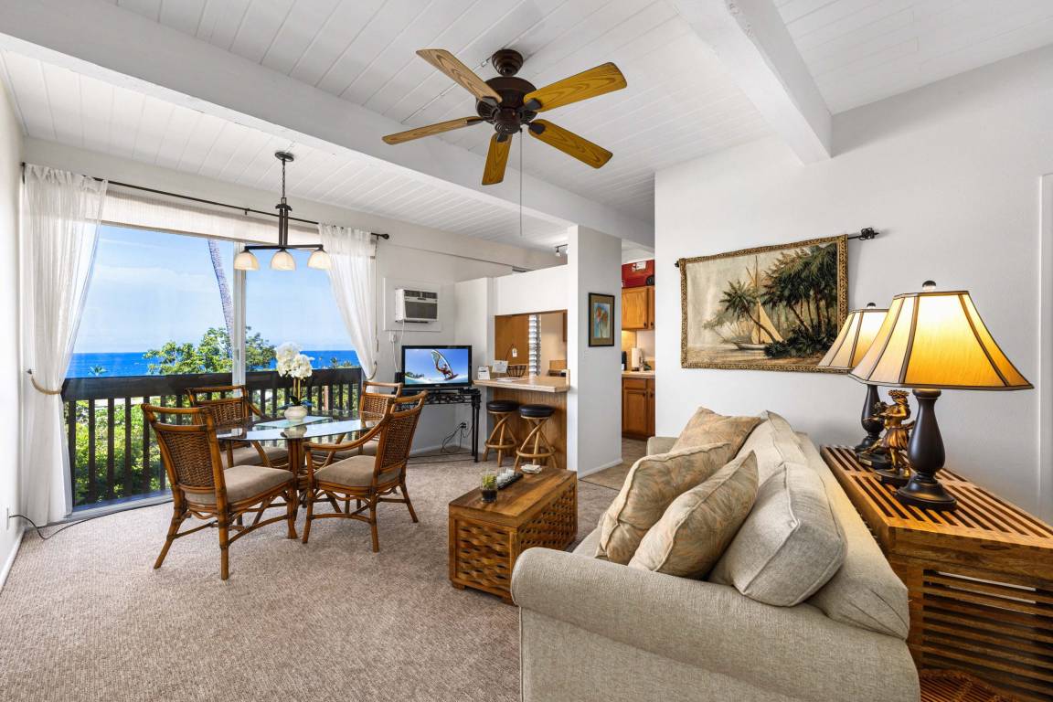 Condo ∙ 1 Bedroom ∙ 4 Guests - Kailua-Kona, HI
