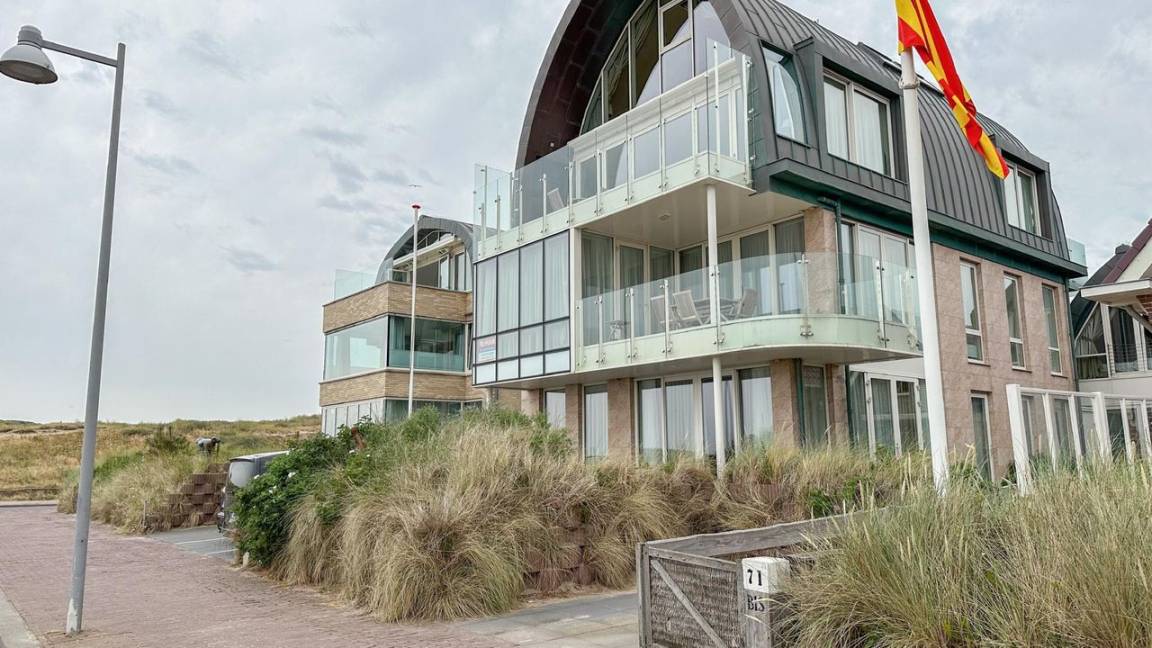 110 M² Apartment ∙ 3 Bedrooms ∙ 6 Guests - Egmond aan Zee