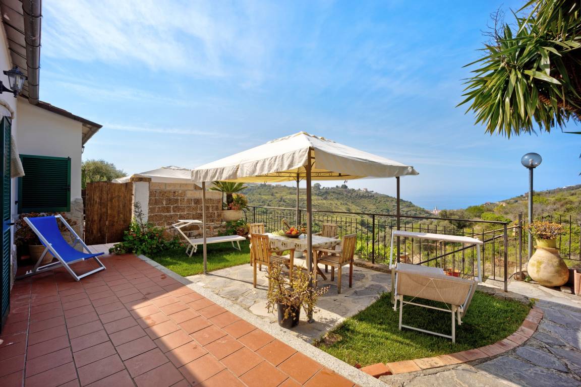 65 M² Ferienhaus ∙ 2 Schlafzimmer ∙ 5 Gäste - Riva Ligure