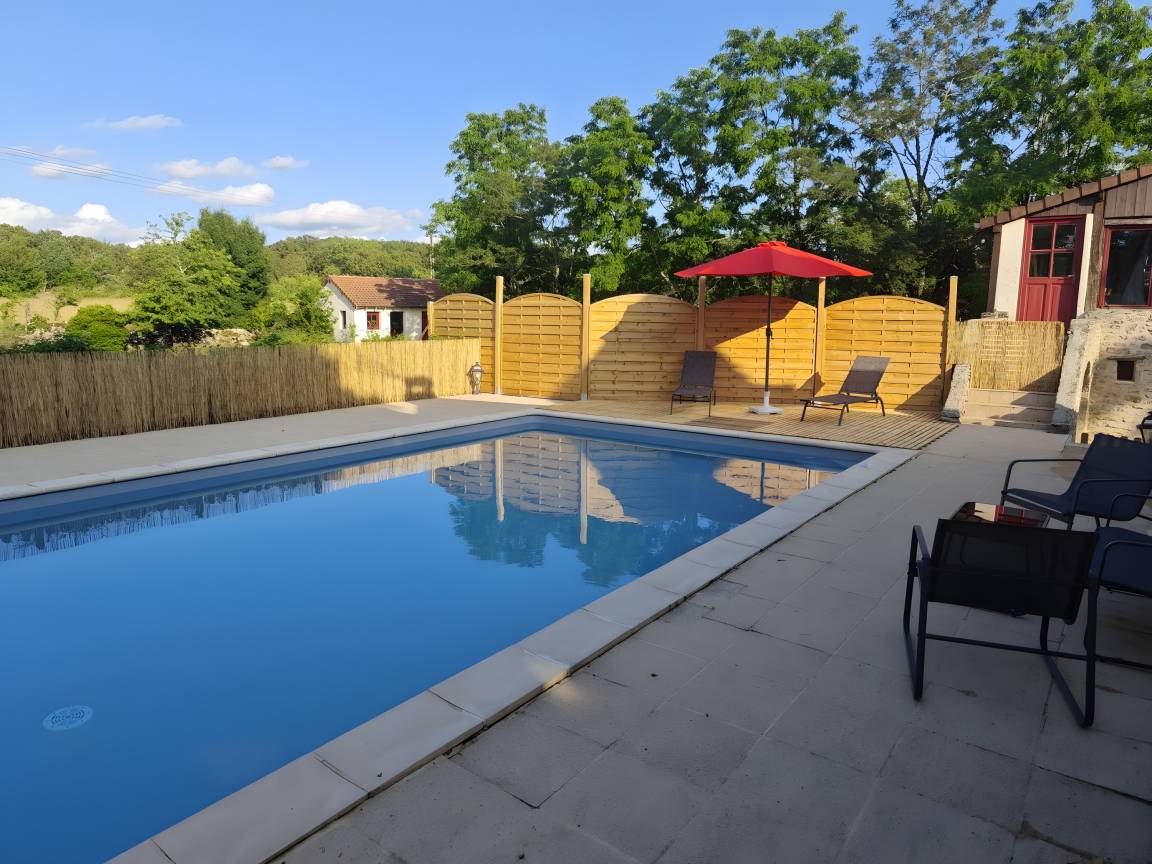 130 M² Maison De Vacances ∙ 4 Chambres ∙ 6 Personnes - Saujac