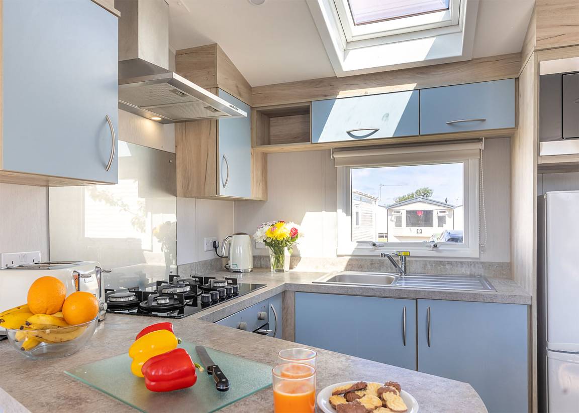 Caravan ∙ 3 Bedrooms ∙ 8 Guests - Cornwall