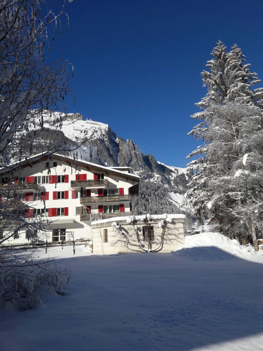95 M² Appartement ∙ 3 Chambres ∙ 6 Personnes - Kandersteg