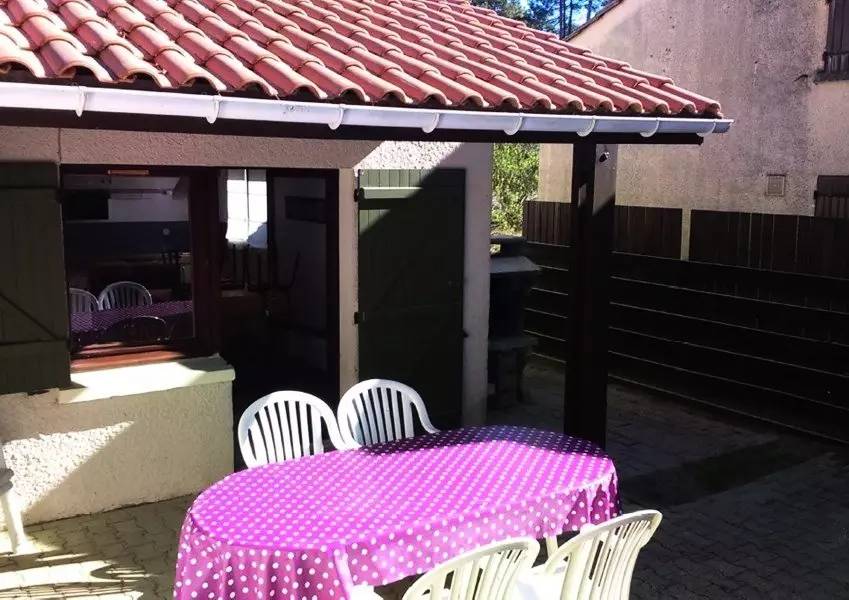 40 M² House ∙ 1 Bedroom ∙ 5 Guests - Lacanau