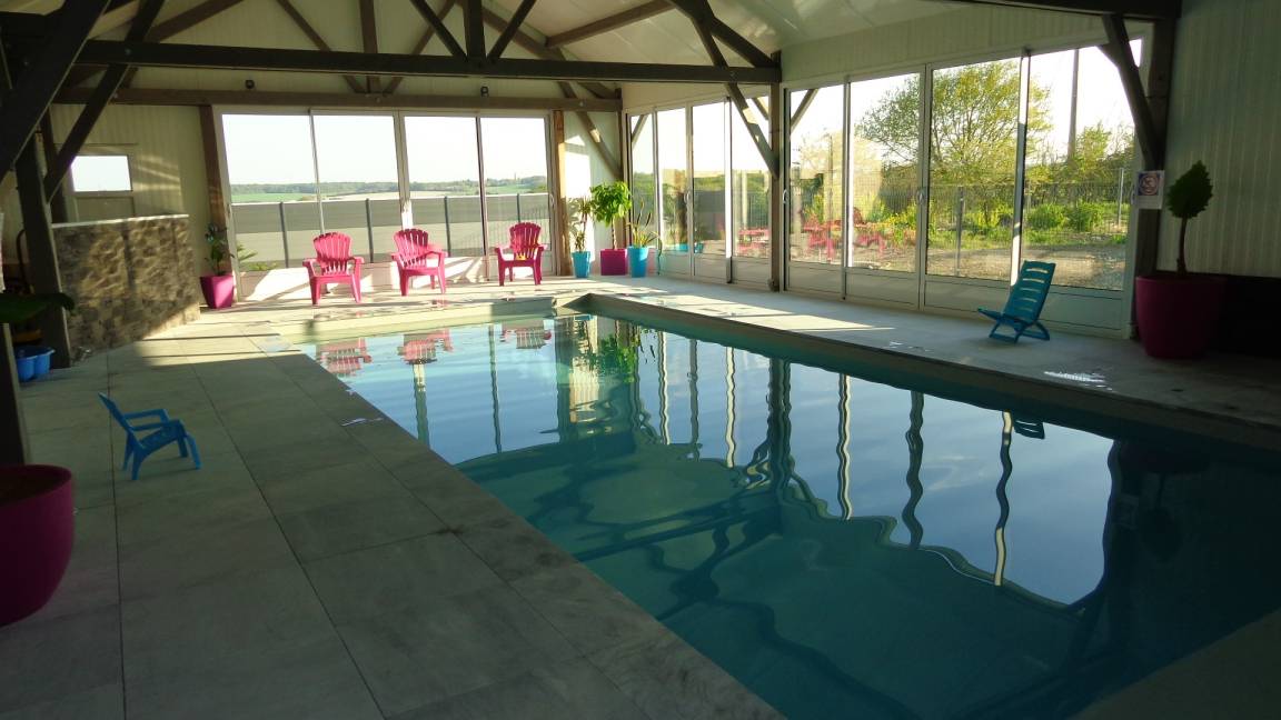 170 M² Casa Rural ∙ 5 Habitaciones ∙ 12 Huéspedes - Centro